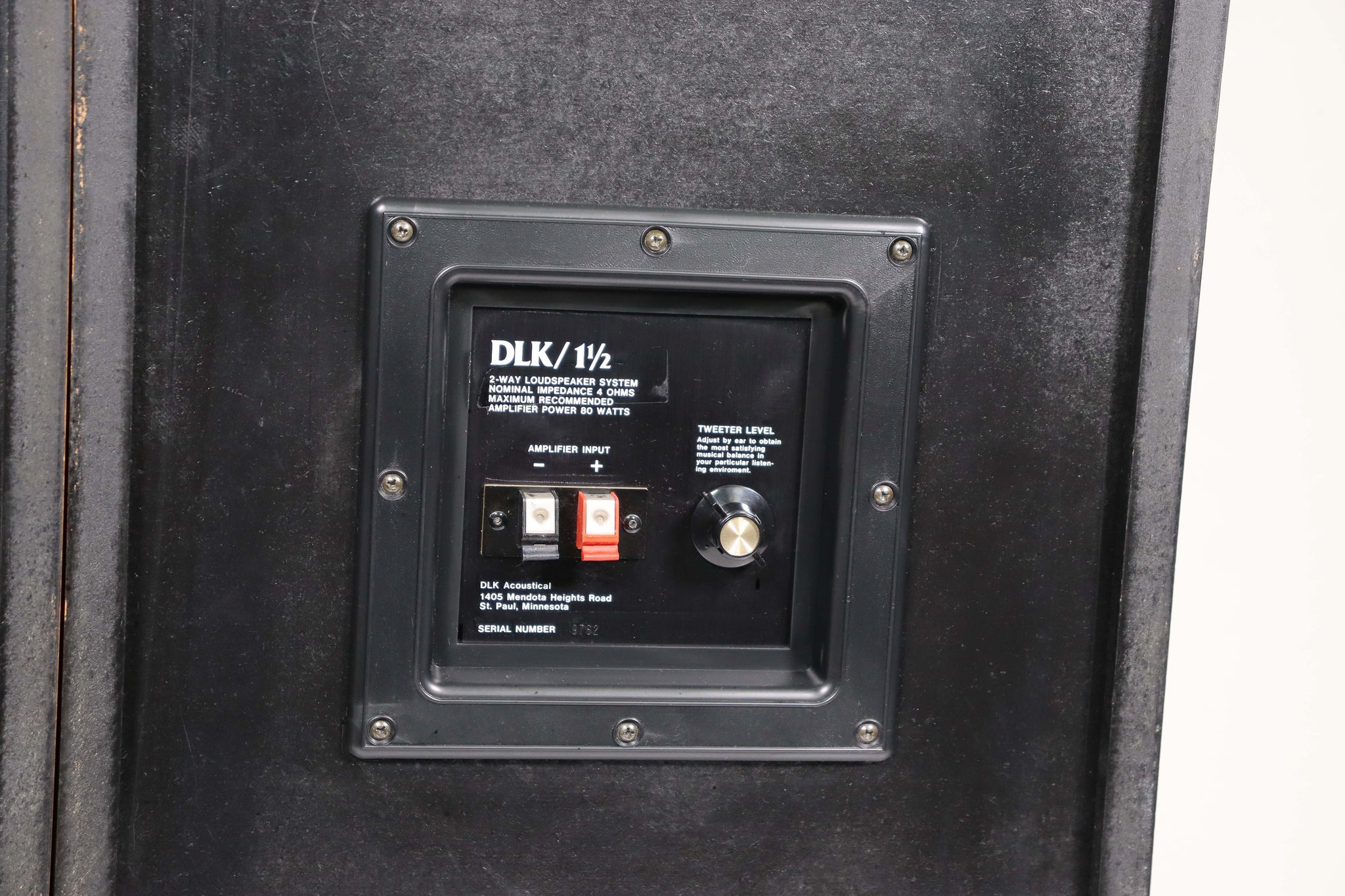 DLK / 1 1/2 3 Way Speaker Pair Stereo Set