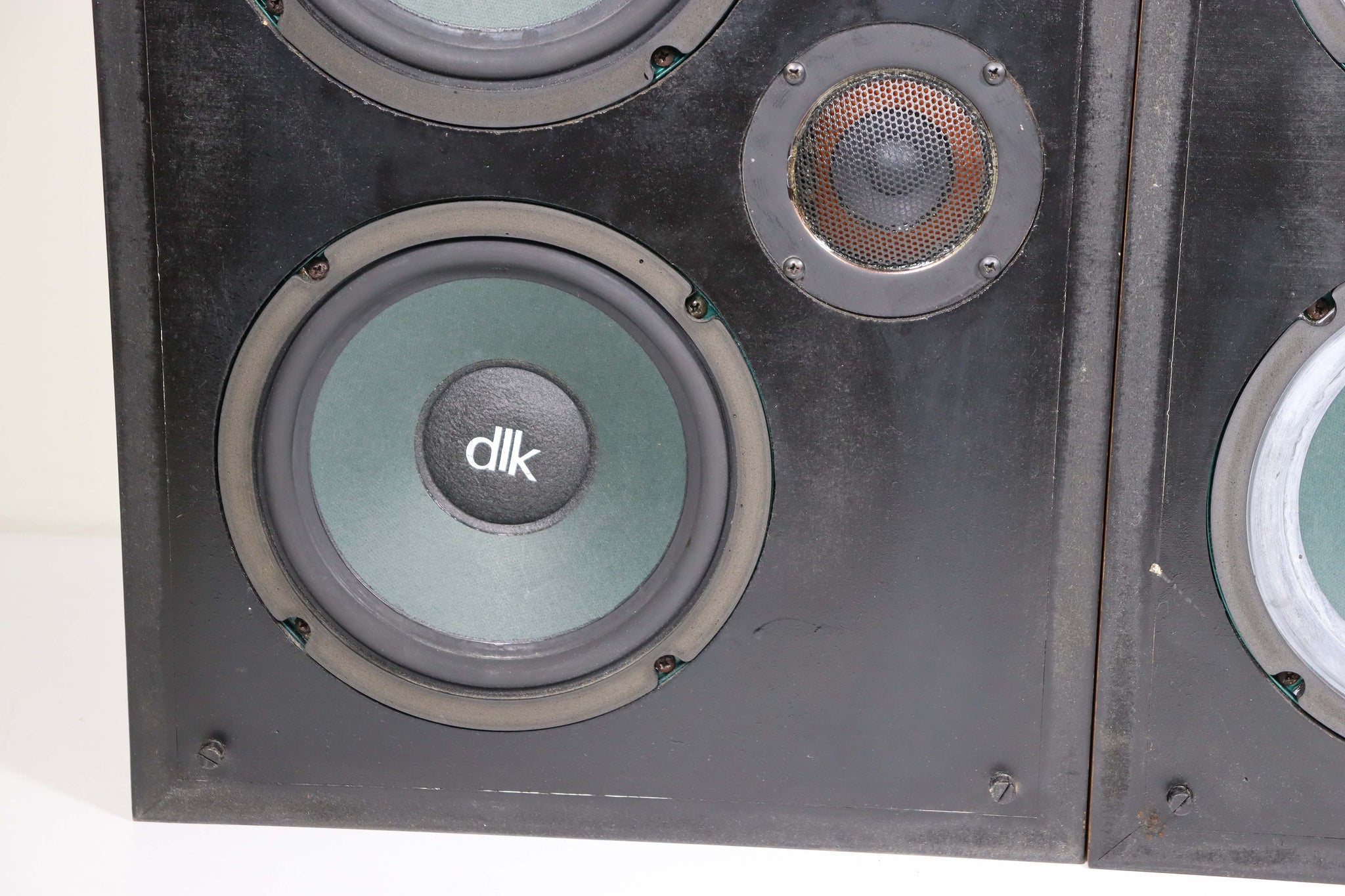 DLK / 1 1/2 3 Way Speaker Pair Stereo Set