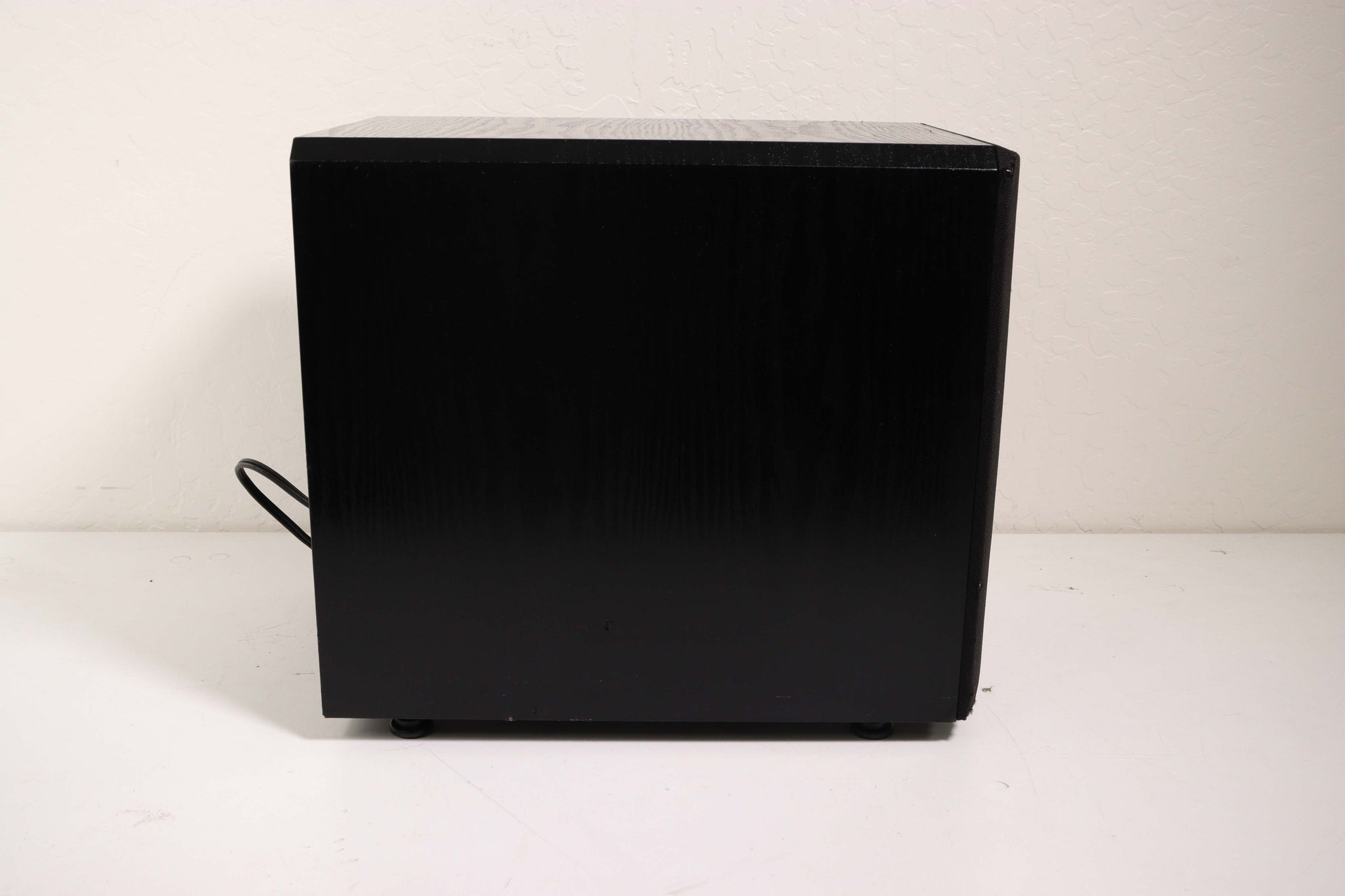 Definitive Technology Powerfield Subwoofer 700 Watts 8 Inch Powered