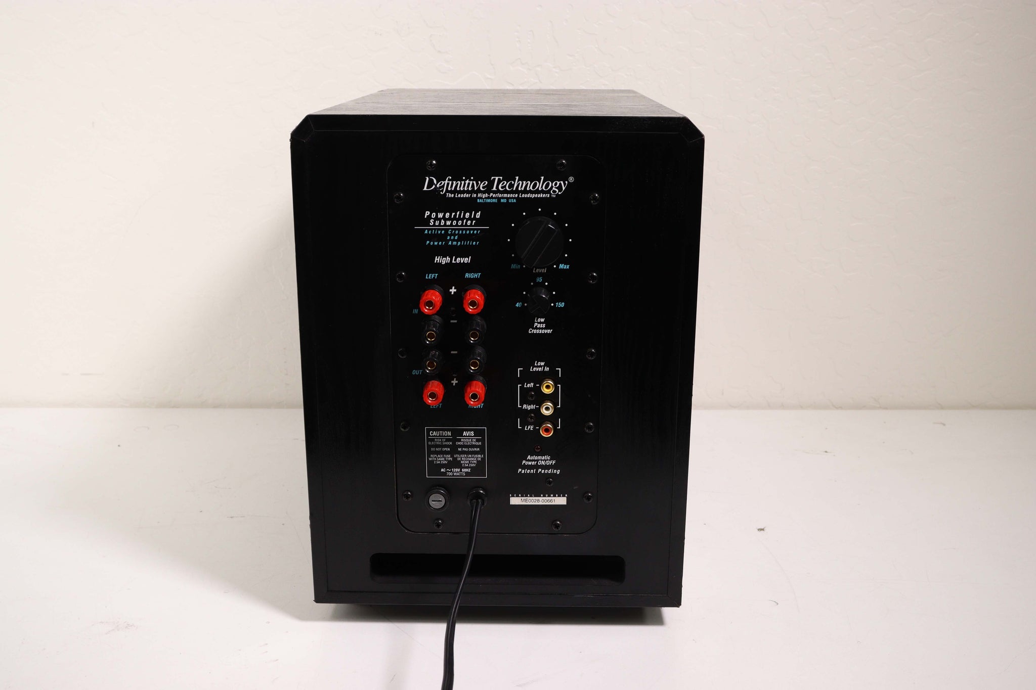 Definitive Technology Powerfield Subwoofer 700 Watts 8 Inch Powered