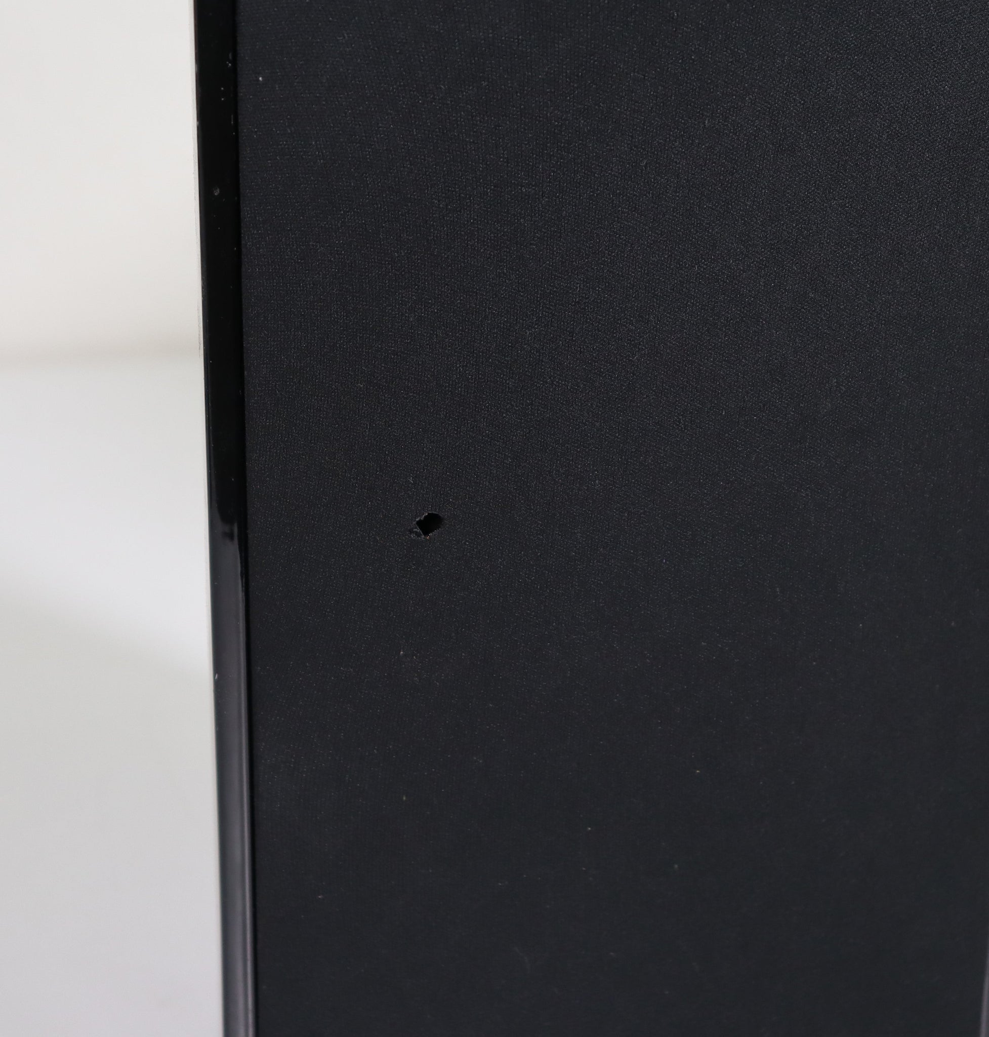 Definitive Technology ProMonitor 1000 ProCinema Small Bookshelf Speake