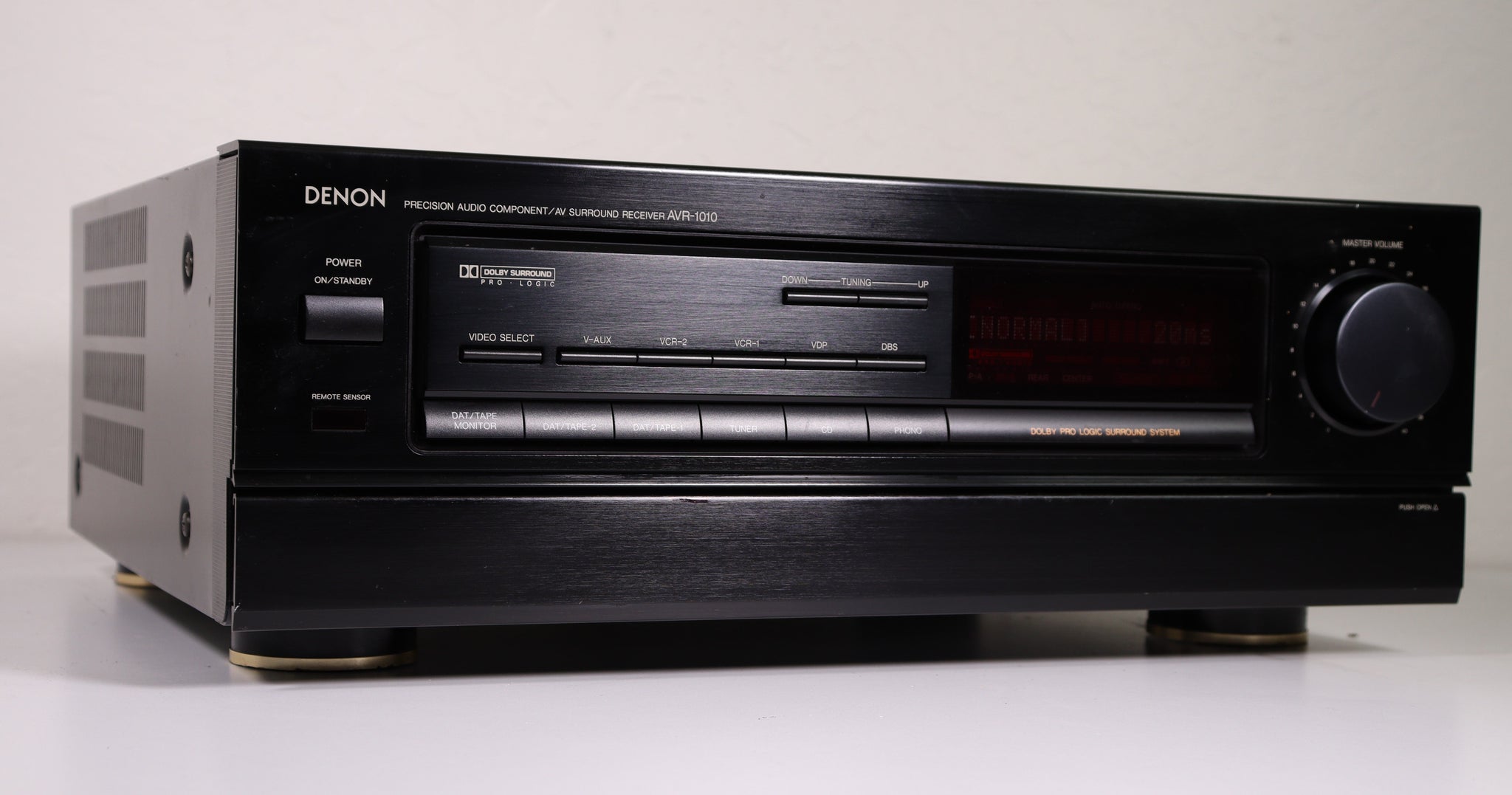 Denon AVR-1010 Precision Audio Component / AV Surround Receiver Amplif