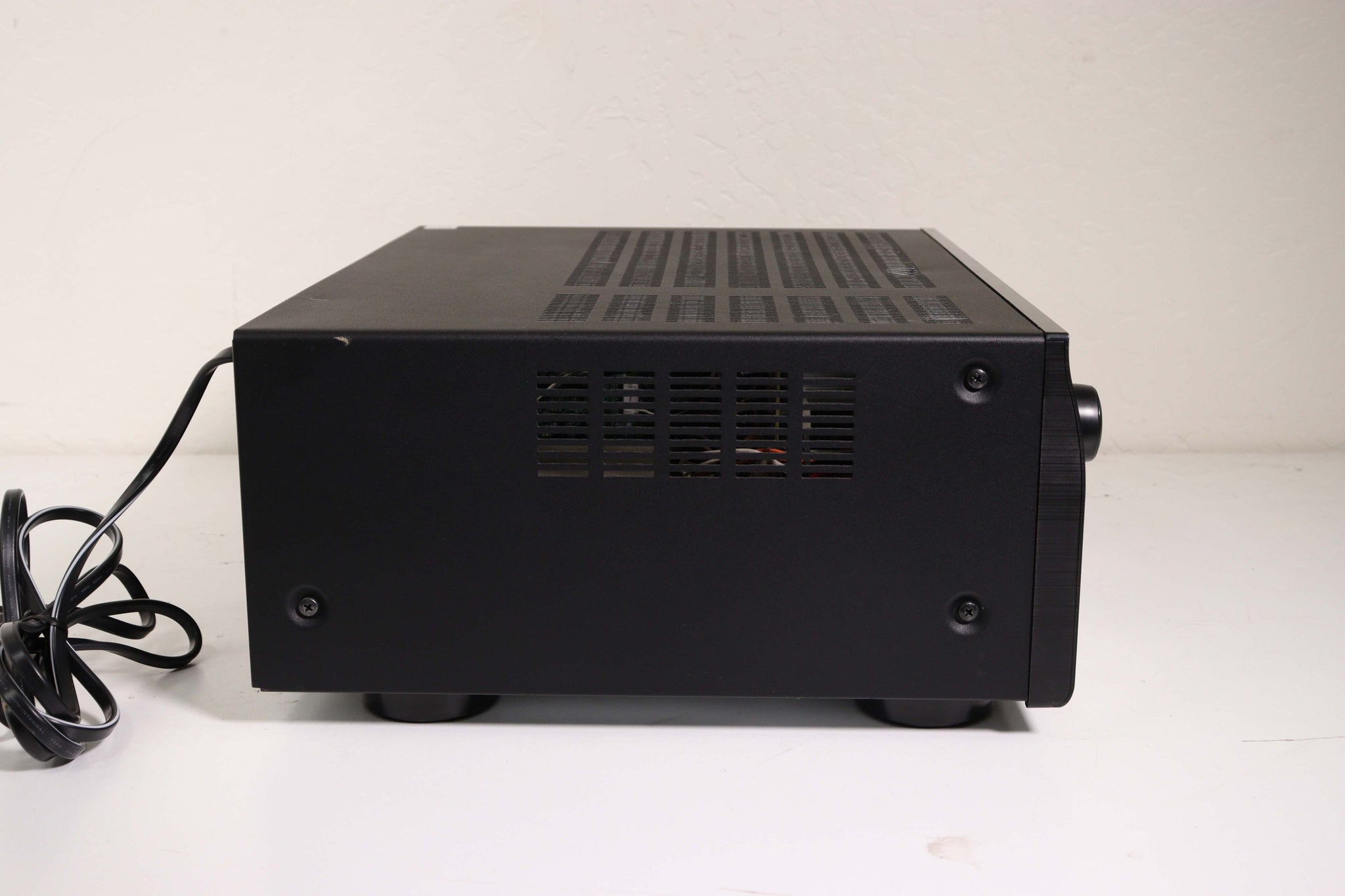 Denon AVR-1610 AV Surround Receiver Home Stereo Speaker System HDMI (N