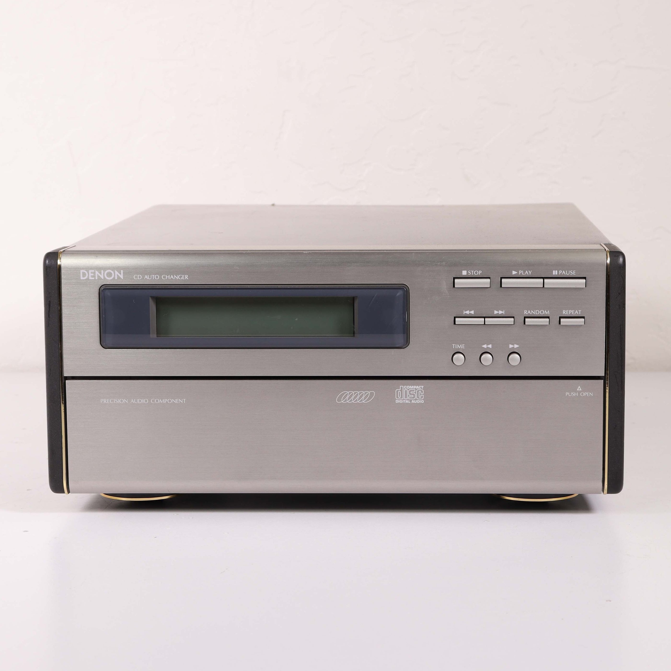 Denon UDCM-150 6 Disc CD Player (Requires Special Denon System D-150 ...