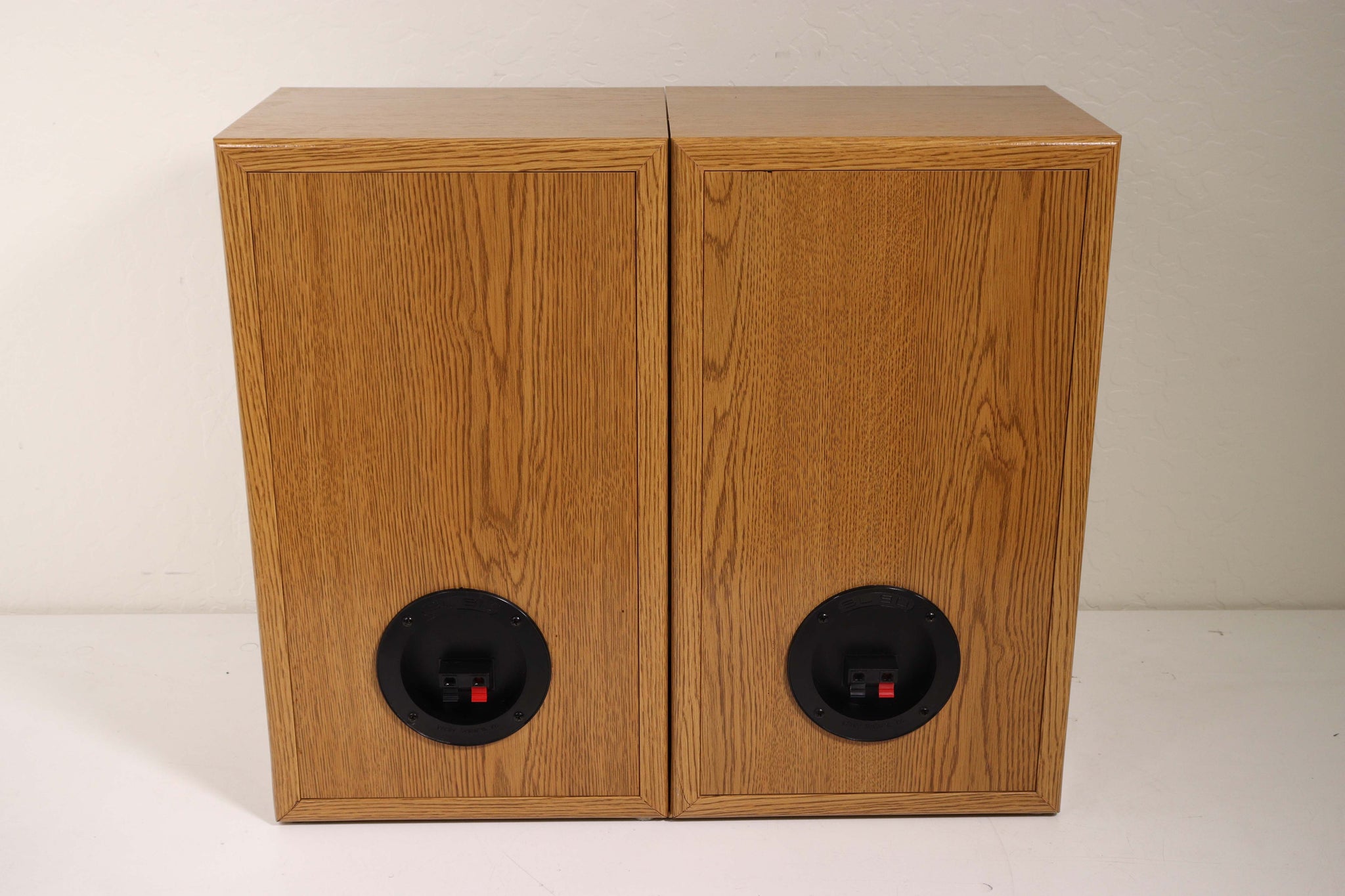 Infinity SL30 Bookshelf Speaker Pair 2 Way Dual Port Light Brown 150 W