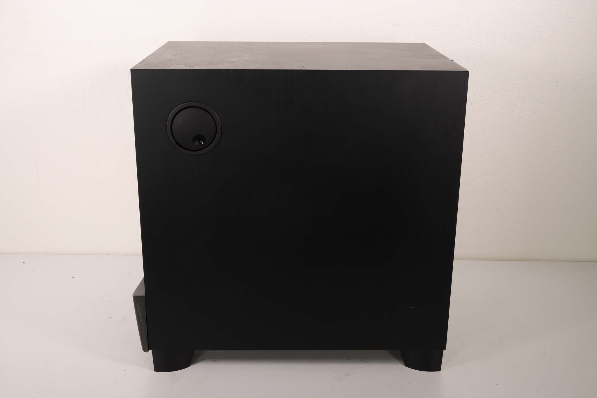 Klipsch RW 10 BLACK 10 Inch Powered Subwoofer Speaker System