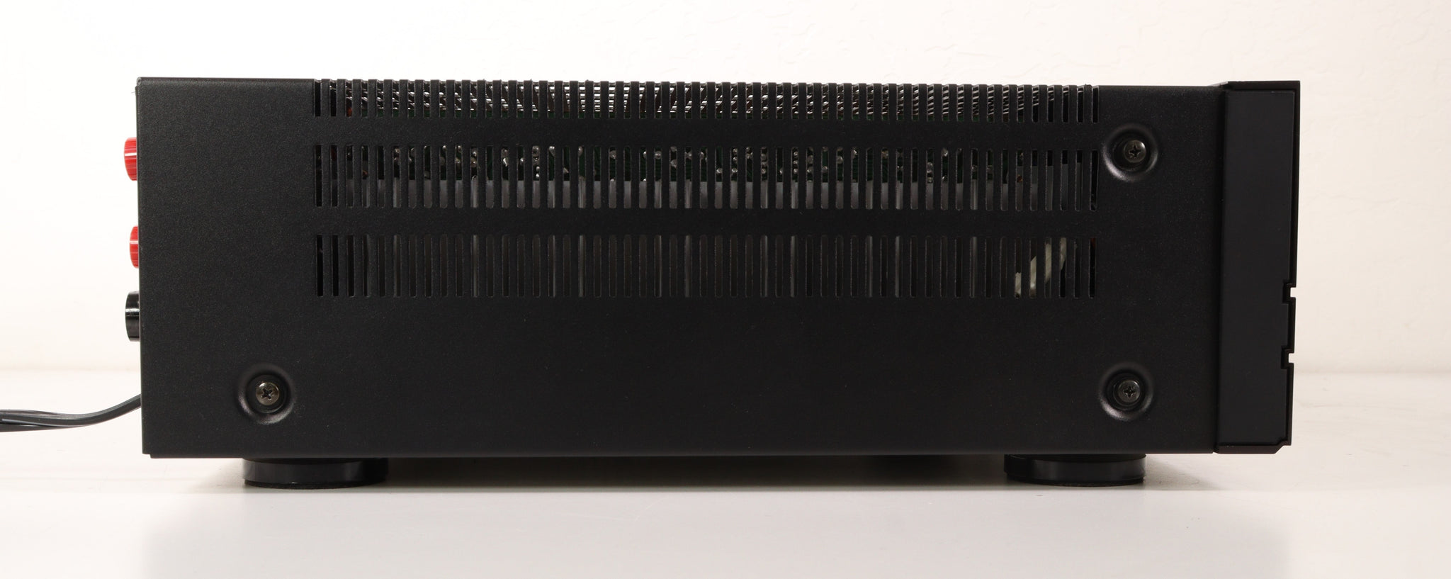 Luxman R-115 Digital Synthesized AM/FM Stereo Receiver