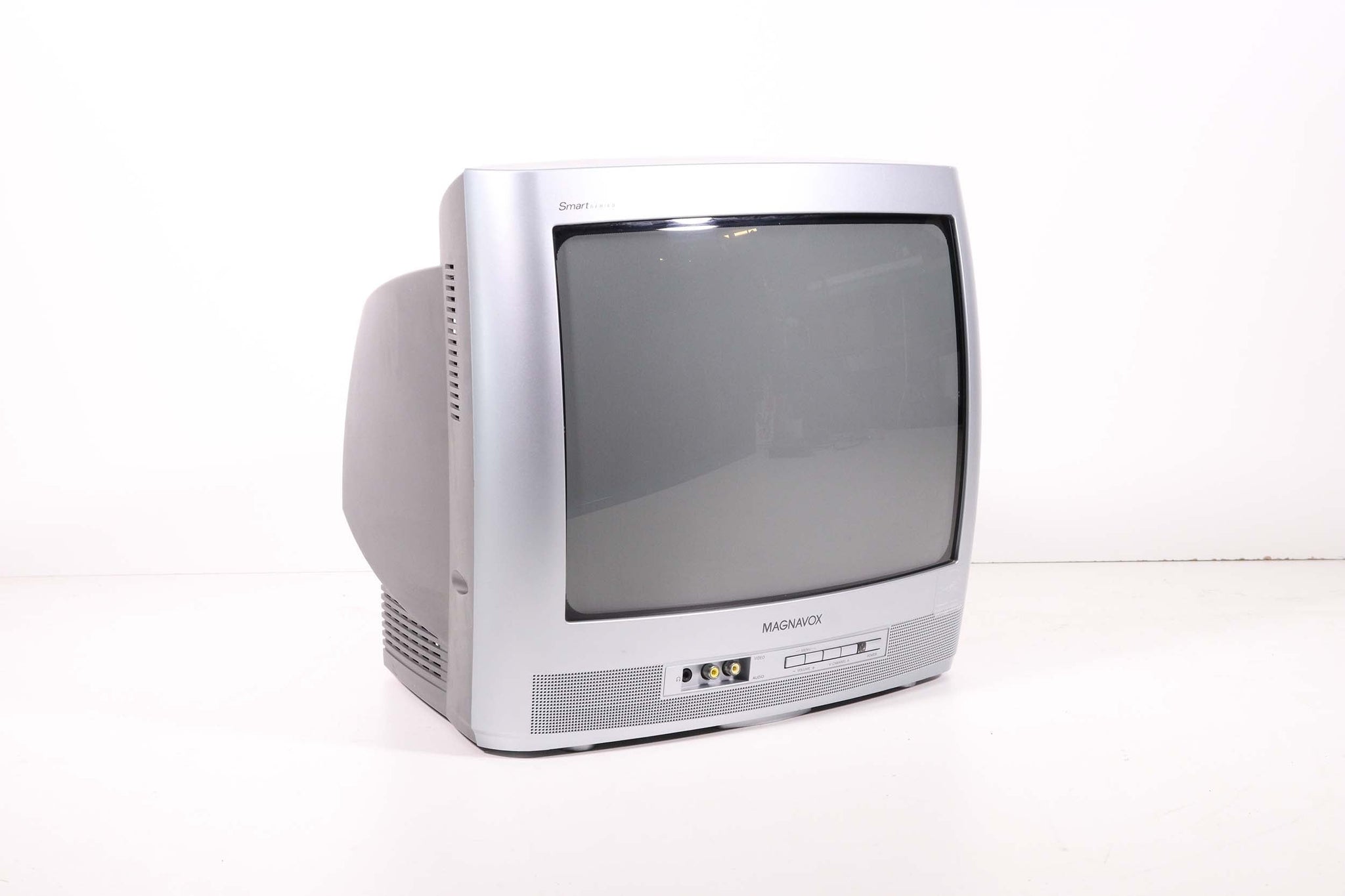 MAGNAVOX 13" CRT TV 13MT1431/17 Retro Gaming Television W/ Remote