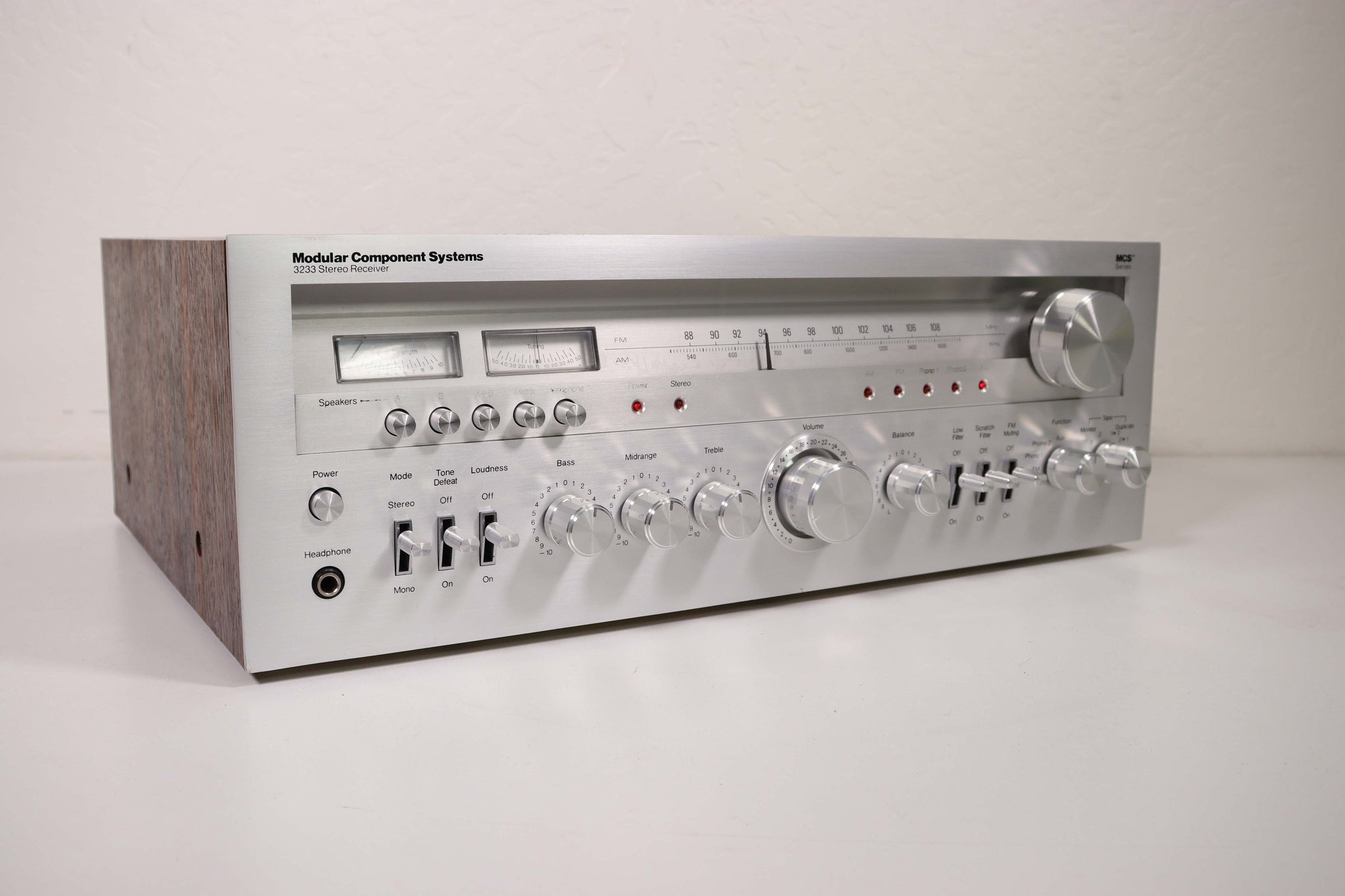 MCS Modular Component Systems 3233 Stereo Receiver 33 Watts Per Channe