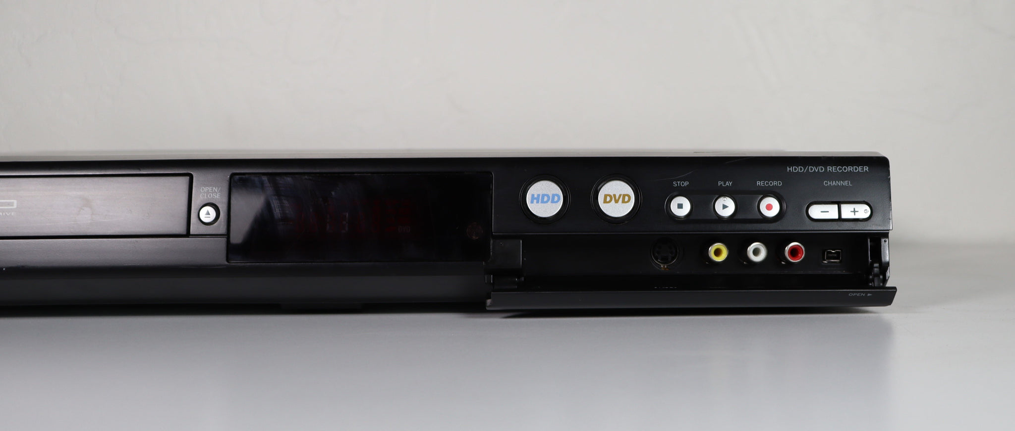 Magnavox MDR557H/F7 1 TB HDD DVD Recorder HDMI 1080P Digital Tuner