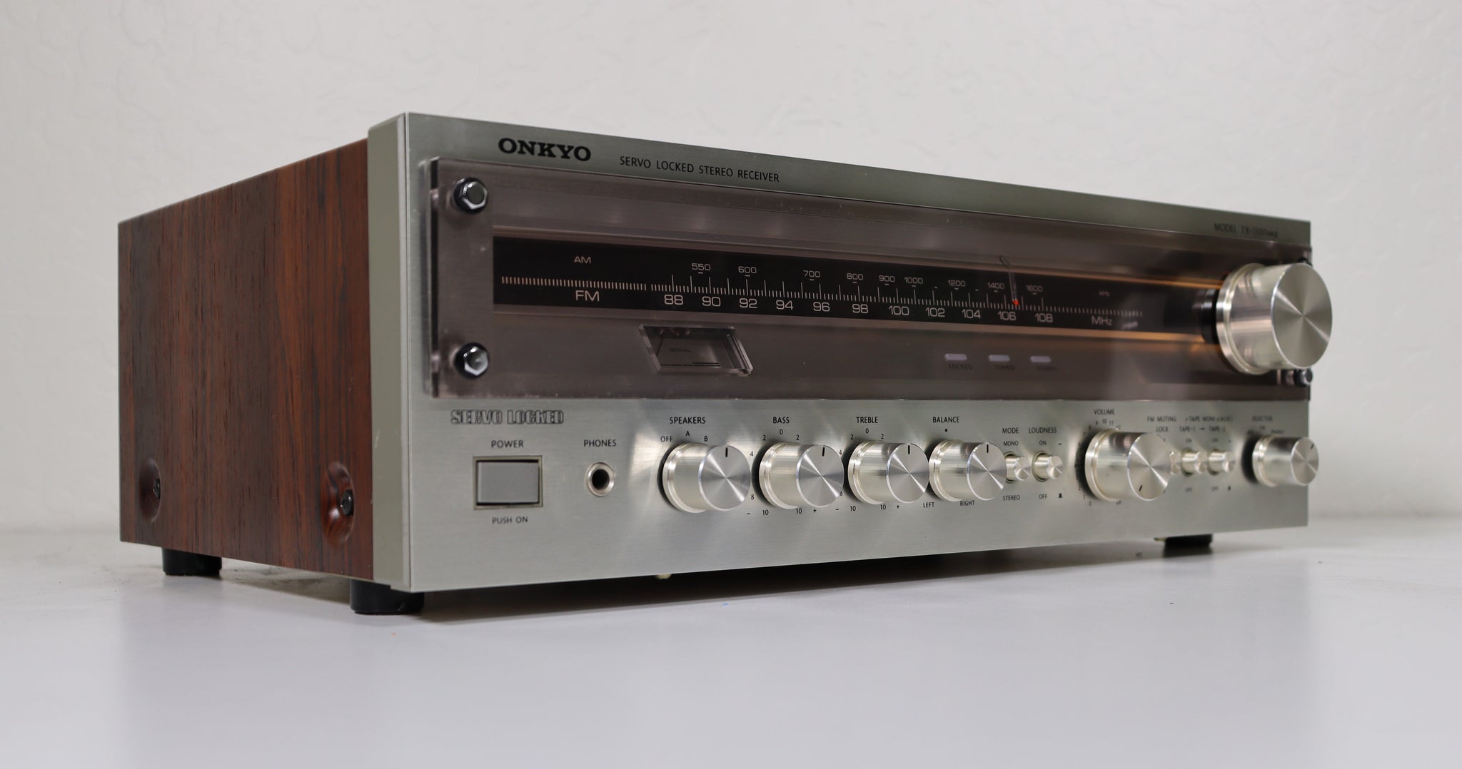 Onkyo TX-1500 MK II Silver Face Vintage Servo Locked Home Stereo Recei