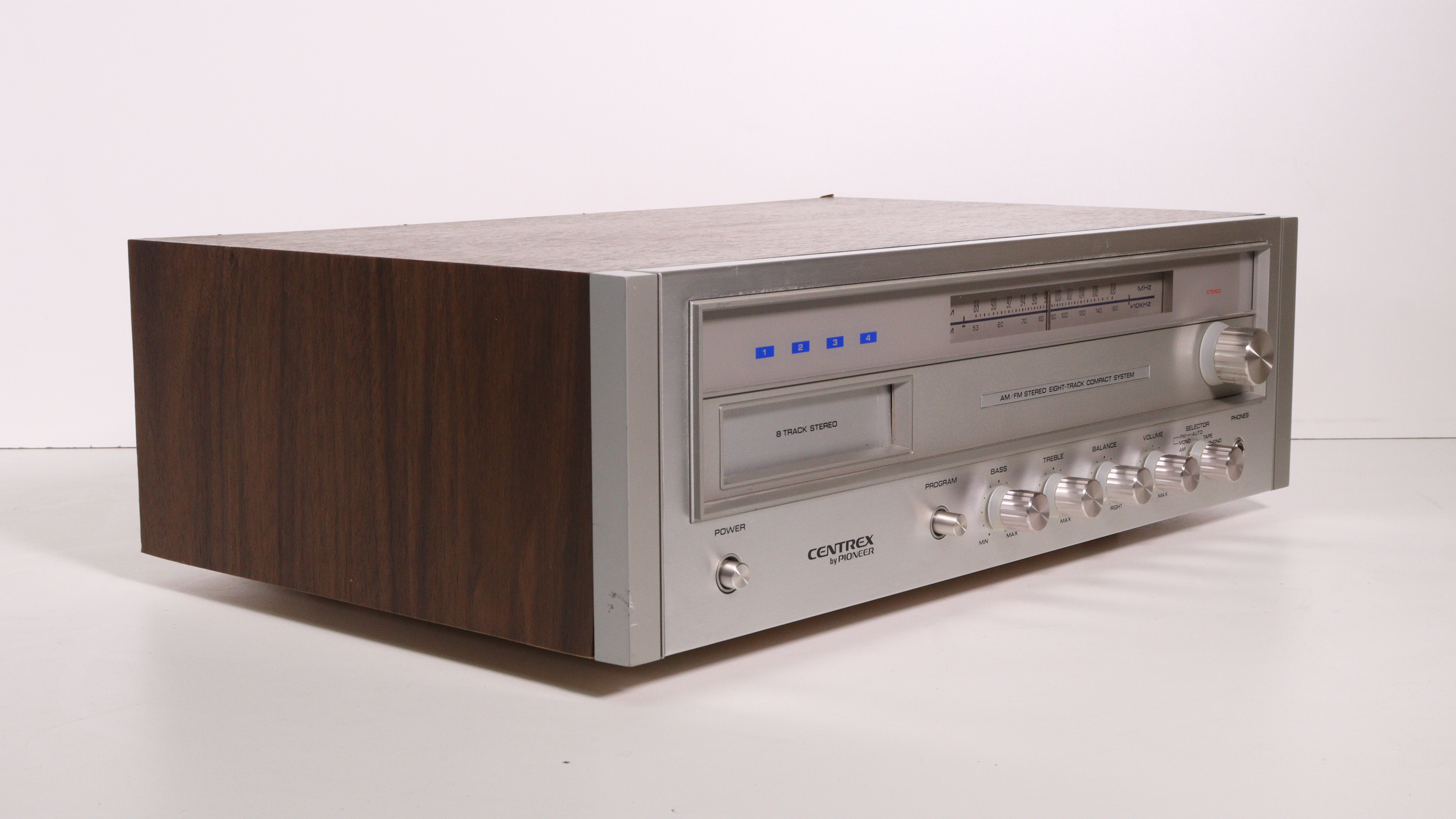 PIONEER CENTREX No. TH-323 AM/FM Stereo Eight-Track Compact System ...
