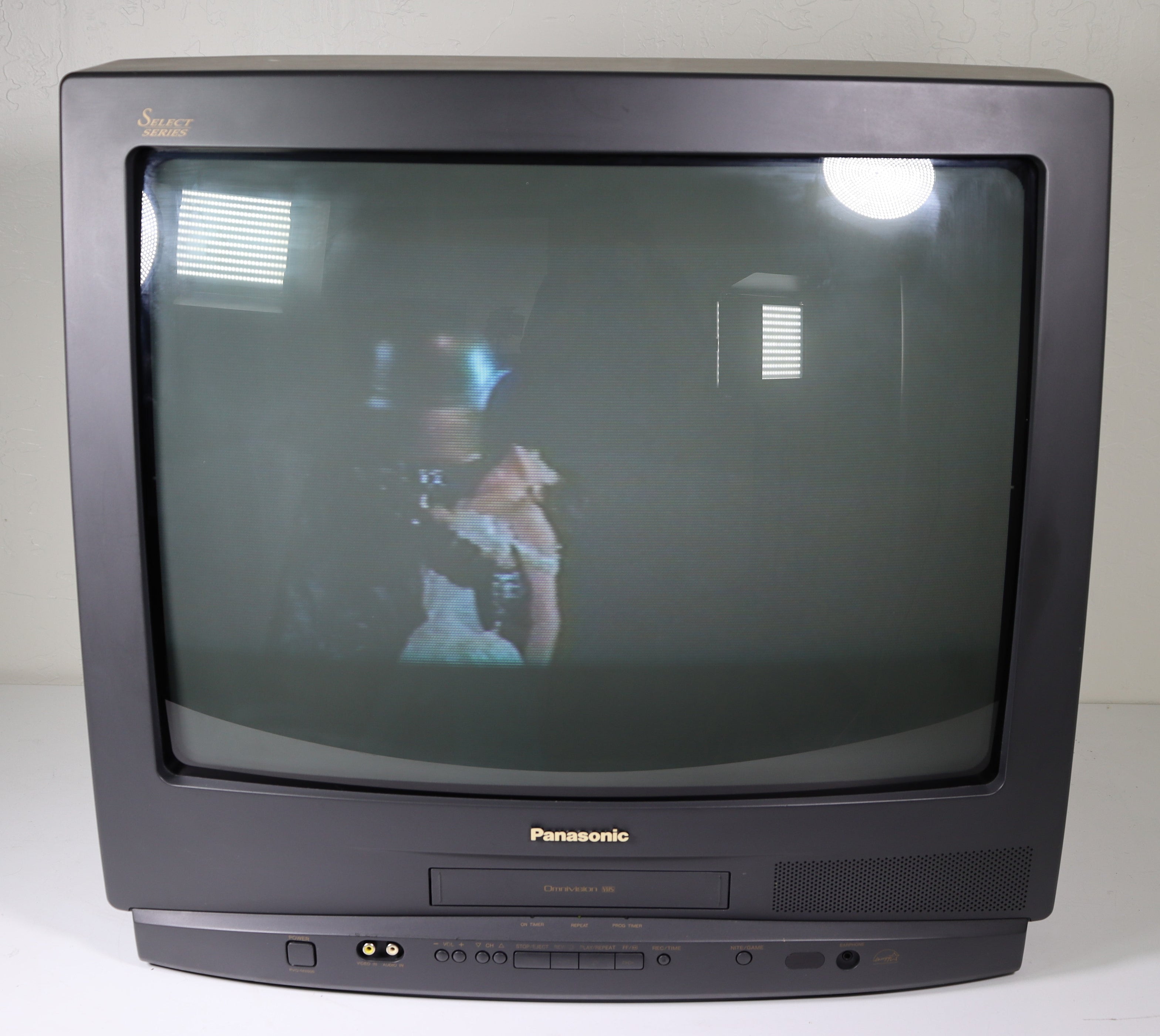 Panasonic PVQ-M2508 25 Inch TV VCR VHS Player Tube TV Combo — SpenCertified