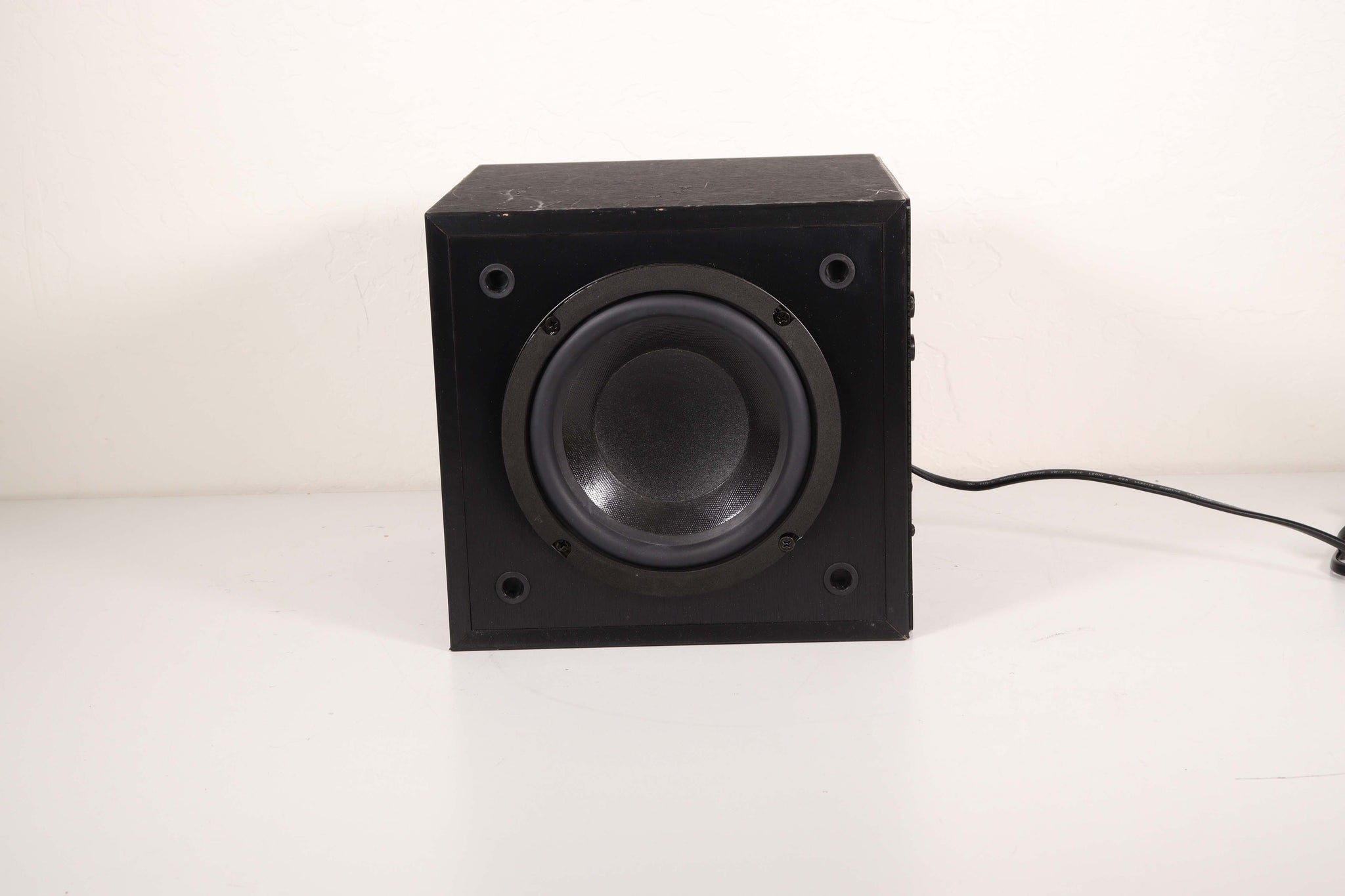 Pinnacle Powered Subwoofer Dual 8 Inch Compact System (Lots of bass)