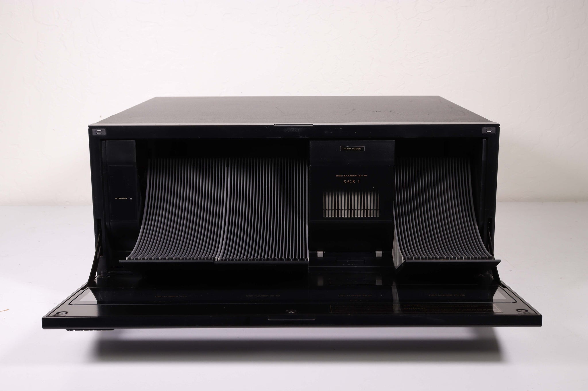 Pioneer Elite PD-F107 100 Disc CD Player Changer Optical Digital Audio