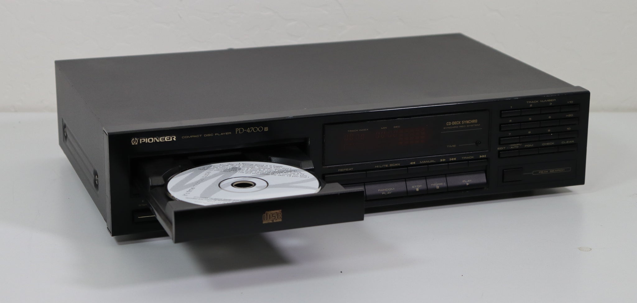 Pioneer PD-4700 Single Disc CD Player Compact Disc System