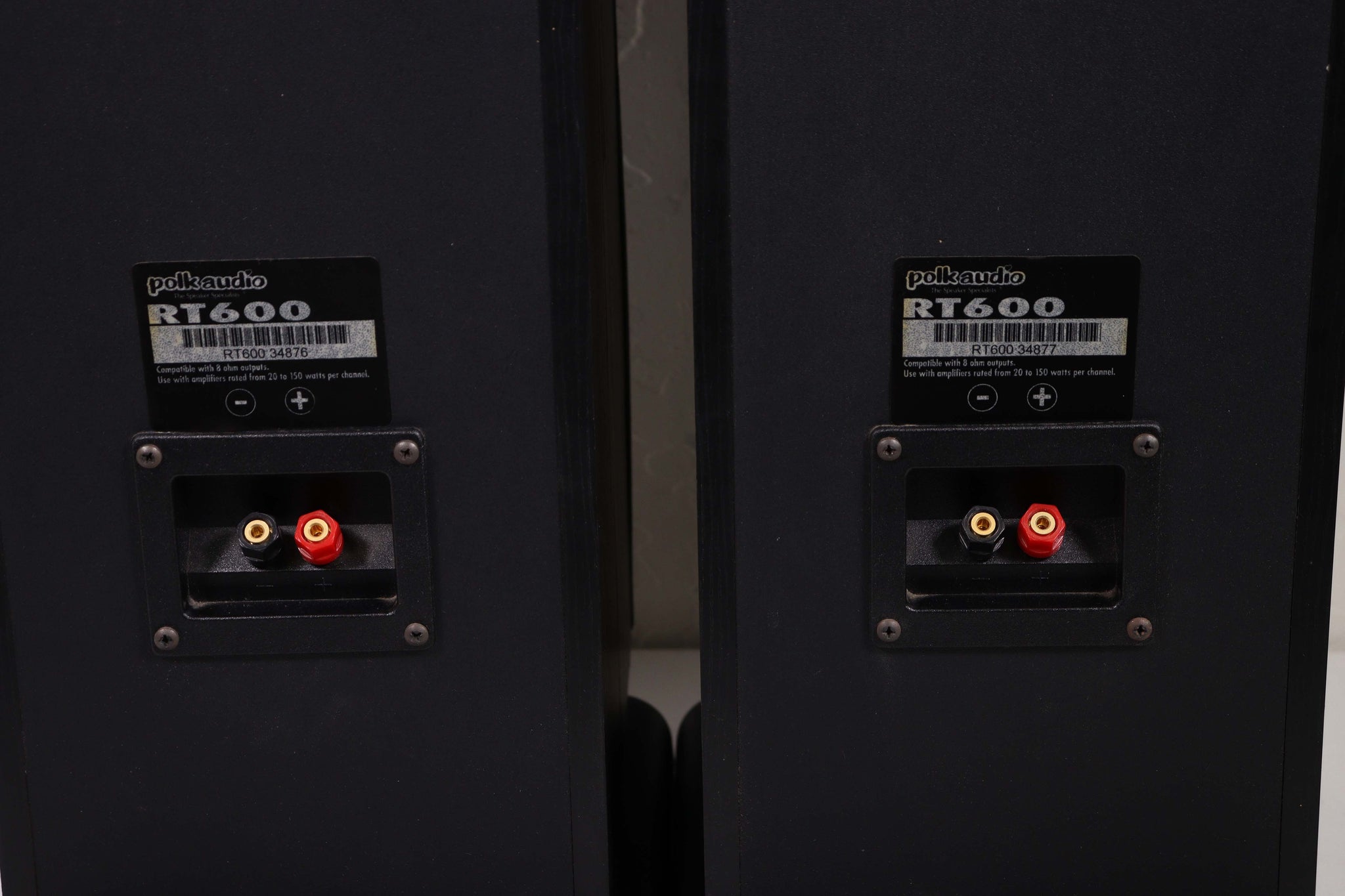 Polk Audio RT600 Tower Speaker Pair Lots of Bass