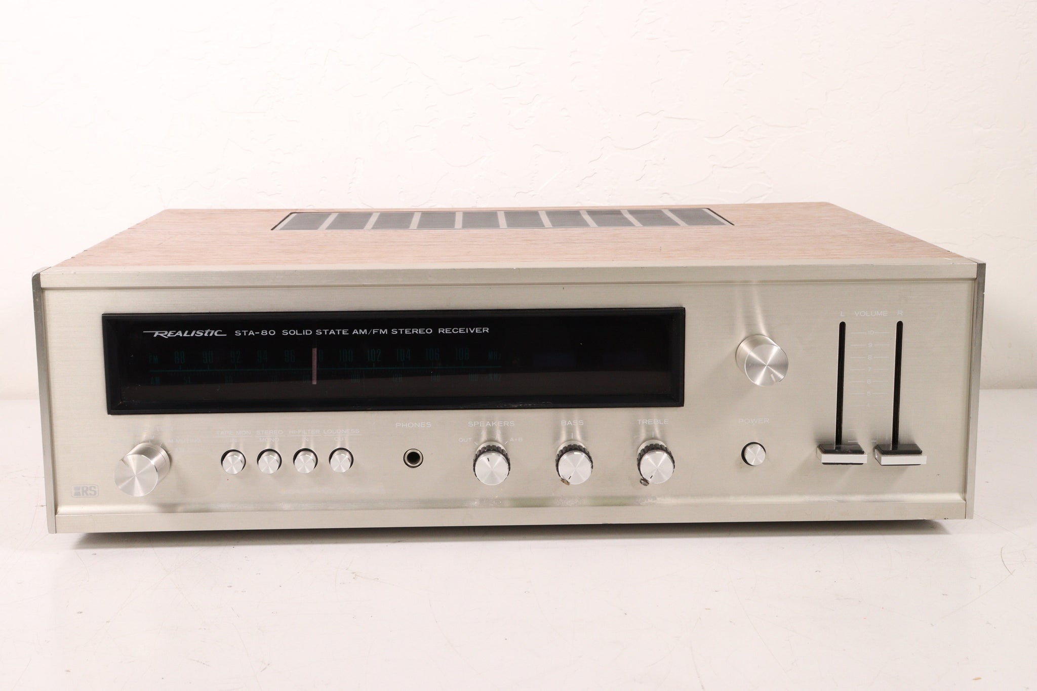 Realistic STA-80 Receiver Solid State AM/FM Radio