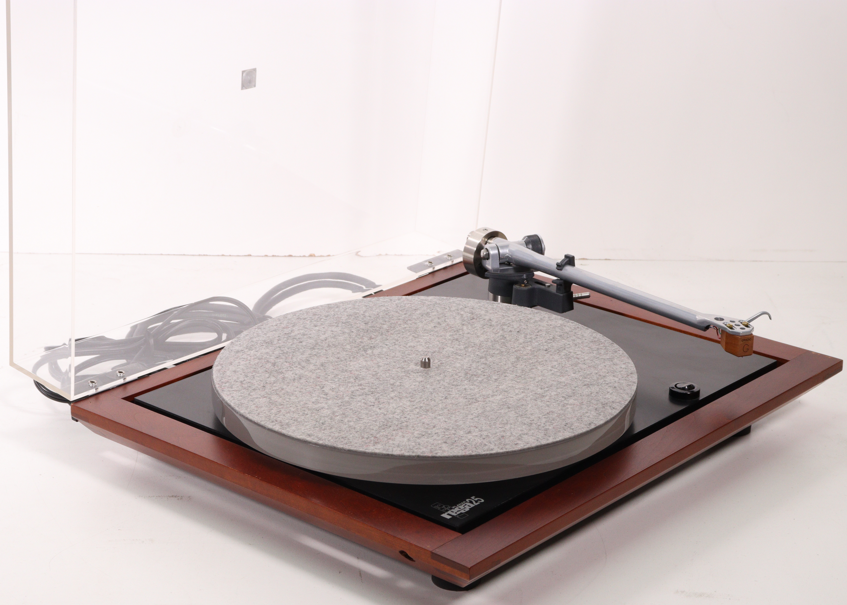 Rega Planer25 Turntable Wooden (With Original Box) — SpenCertified