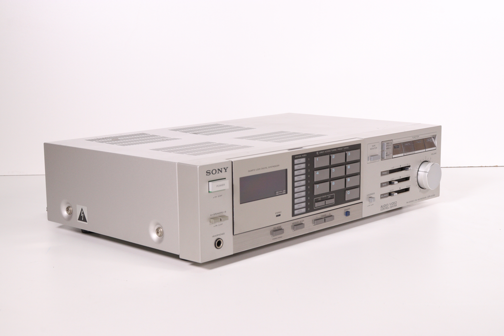 SONY FM Stereo/FM-AM Receiver, STR-VX350