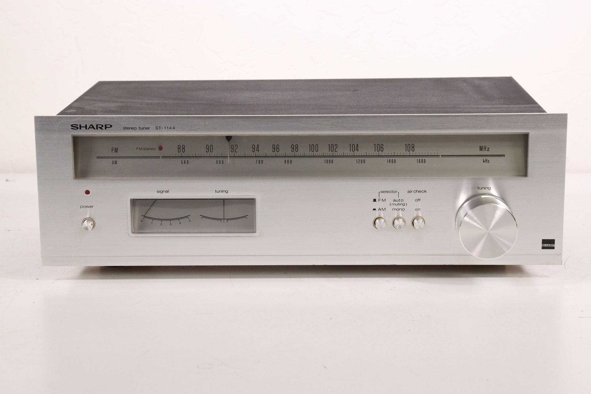 Sharp ST-1144 Stereo Tuner Home AM FM Tuning Radio