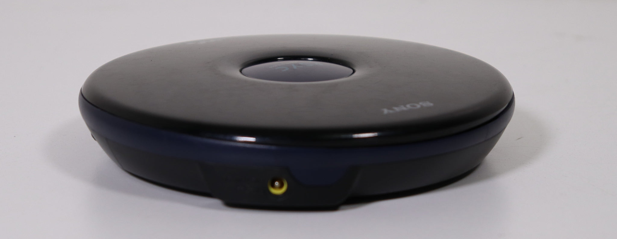 Sony Psyc D-EJ010 CD Walkman Player Portable