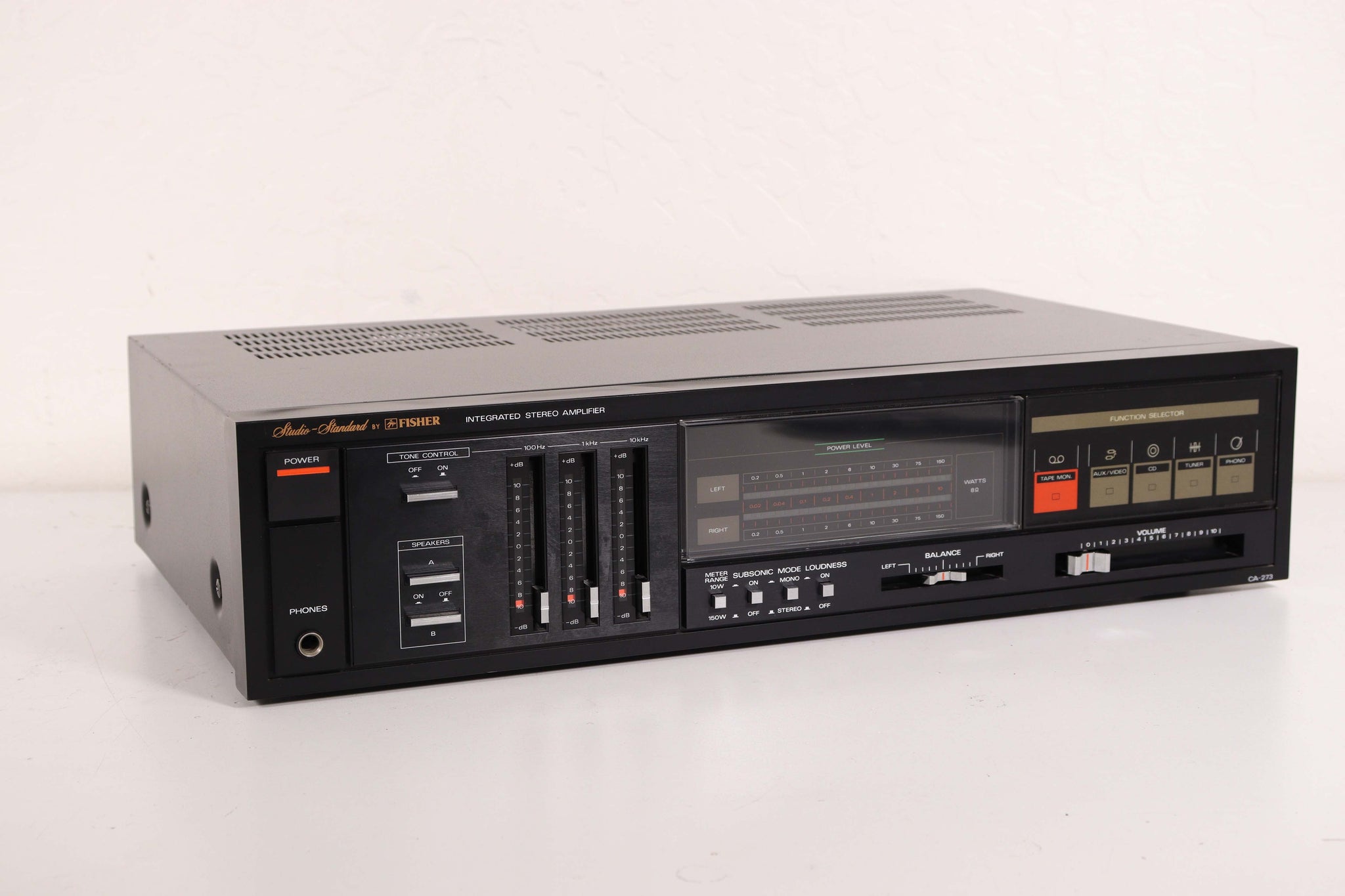 Studio Standard Fisher CA-273 Integrated Stereo Amplifier 100 Watts Pe