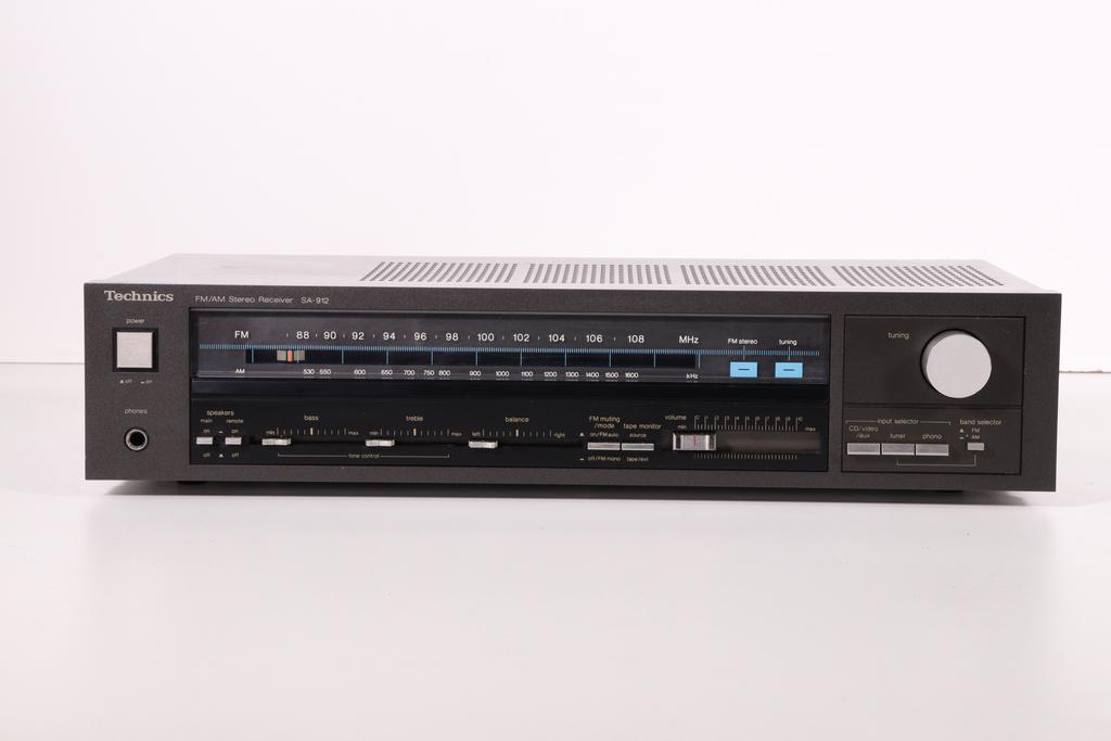 TECHNICS FM/AM Stereo Receiver SA-912