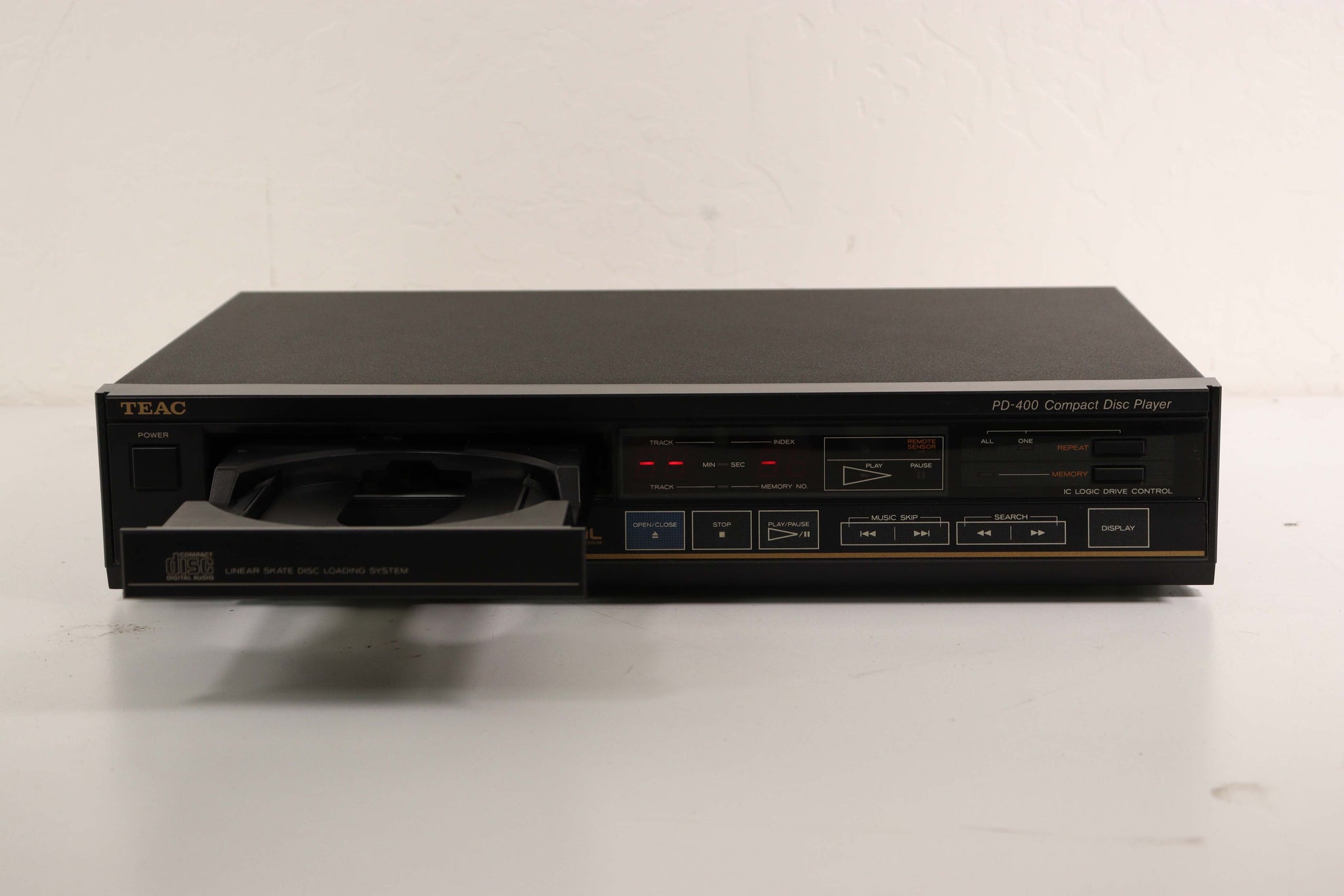 Teac PD-400 Single Disc CD Player with Remote and Original Packaging V