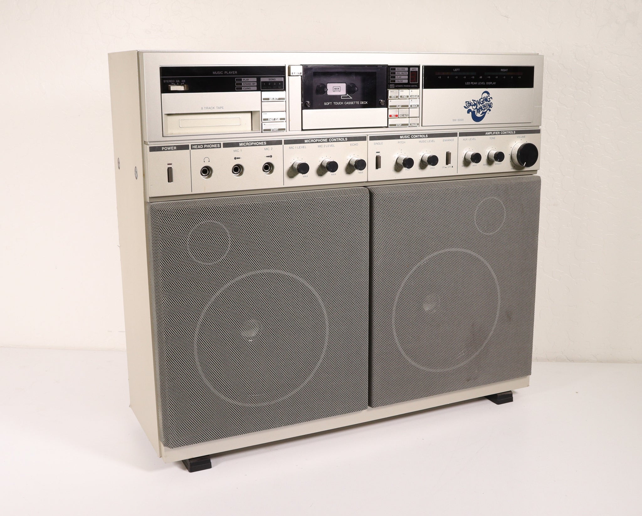 The Singing Machine 8 Track Compact Cassette Karaoke Machine Vintage