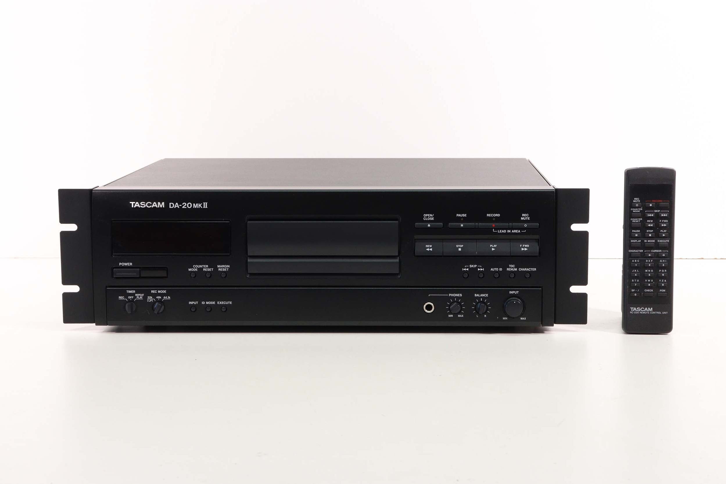 VINTAGE TASCAM DA-20 MKII DAT Recorder (With Remote) — SpenCertified