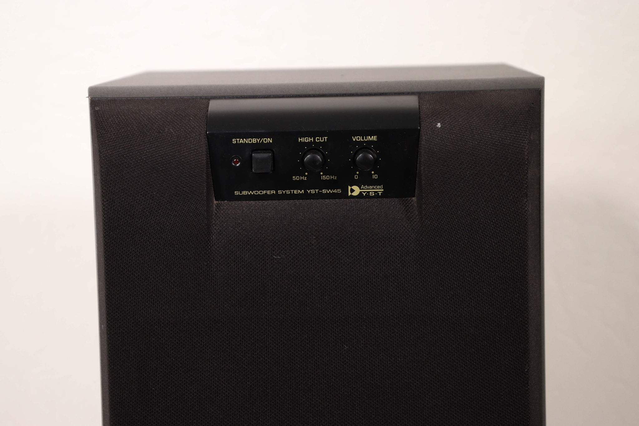 Yamaha YST-SW45 Powered Subwoofer Speaker System