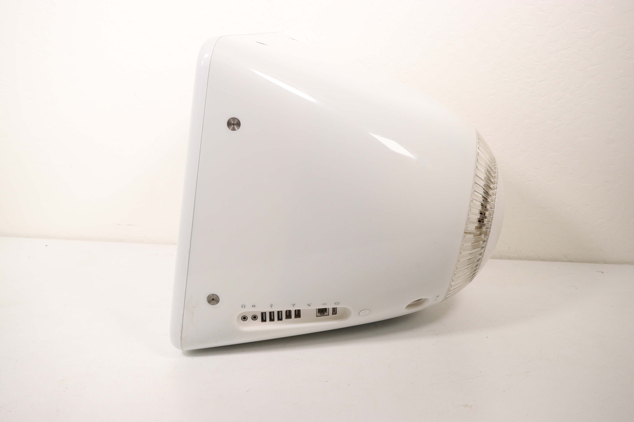 eMac Apple Computer A1002 Vintage Tube Monitor Computer